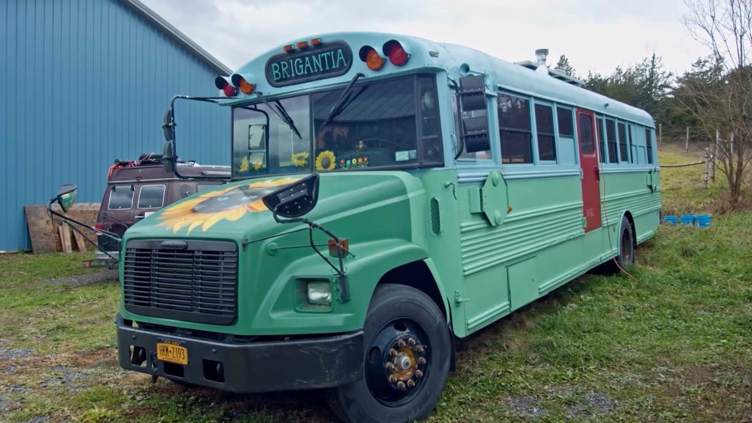 Single Mom Builds School Bus Tiny Home on a Budget